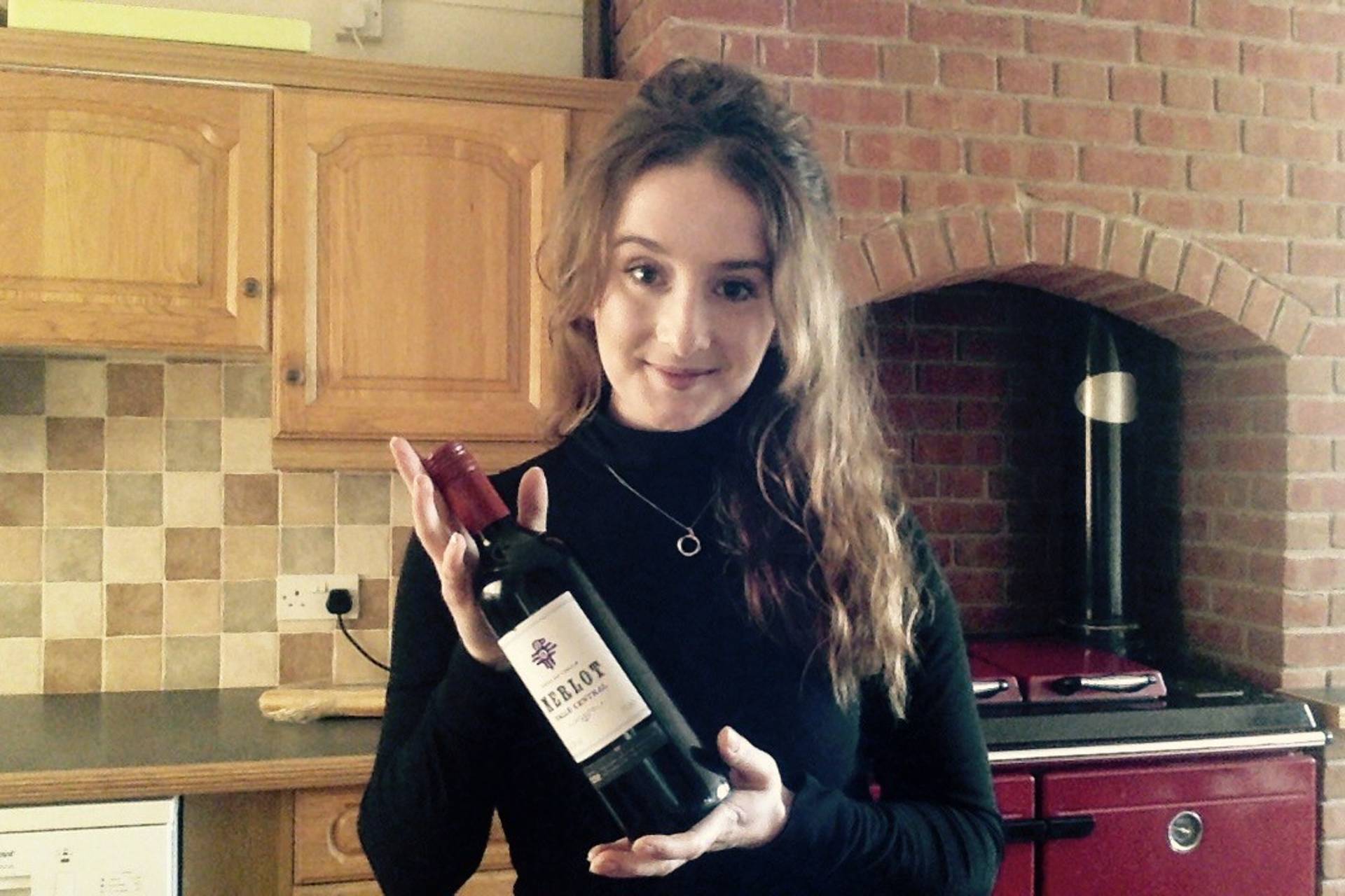 Young Scientist of the Year finalist, Lizzie Evans | Harper Adams ...